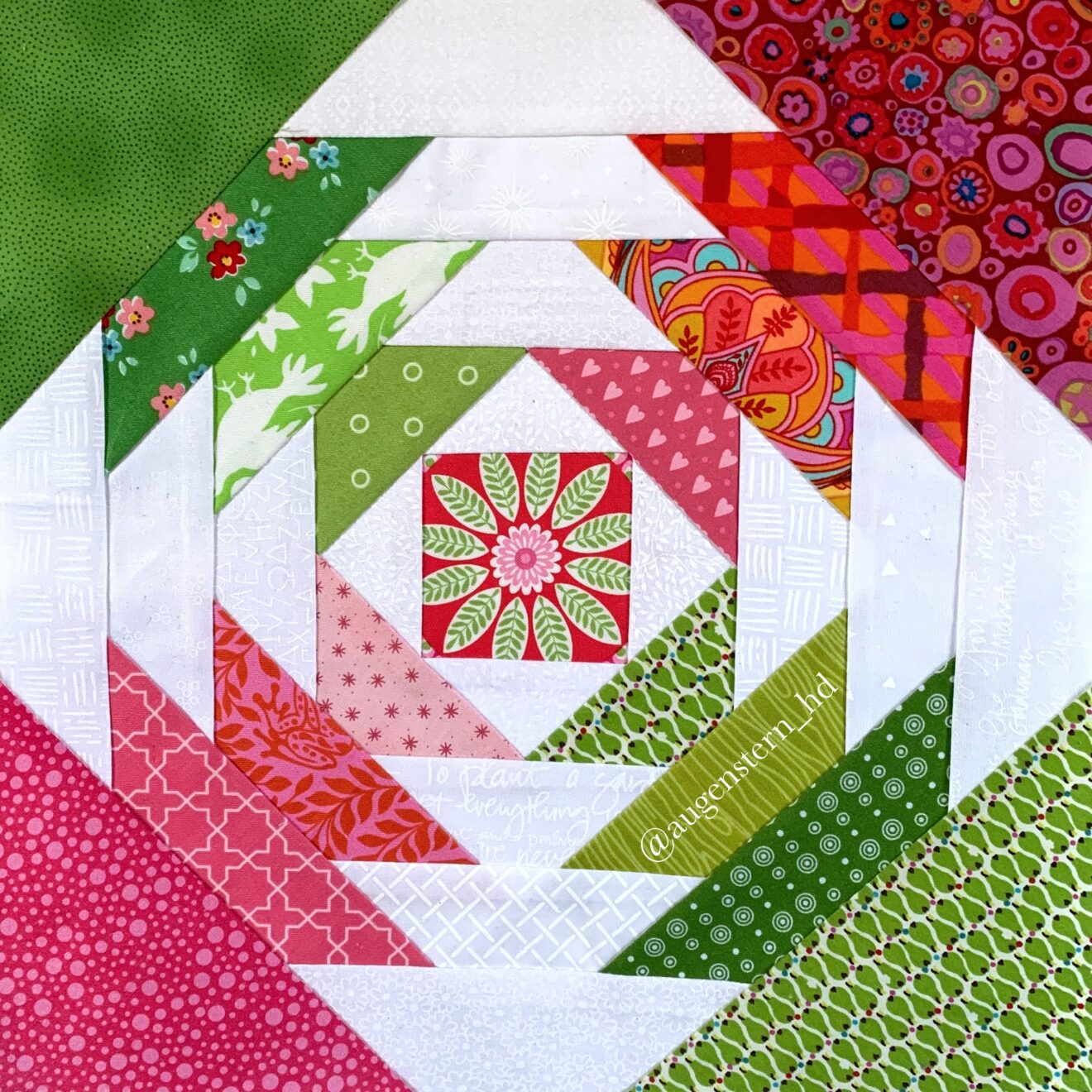 Quilt to Bee #2-21 ‚Pineapple Block‘ mit FPP genäht – Augensterns Welt